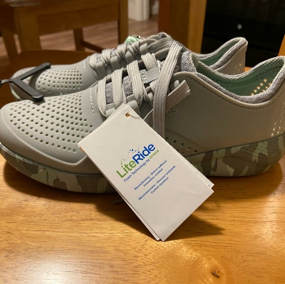 CROCS | Shoes | Literide Gray Camo Womans Crocs | Poshmark